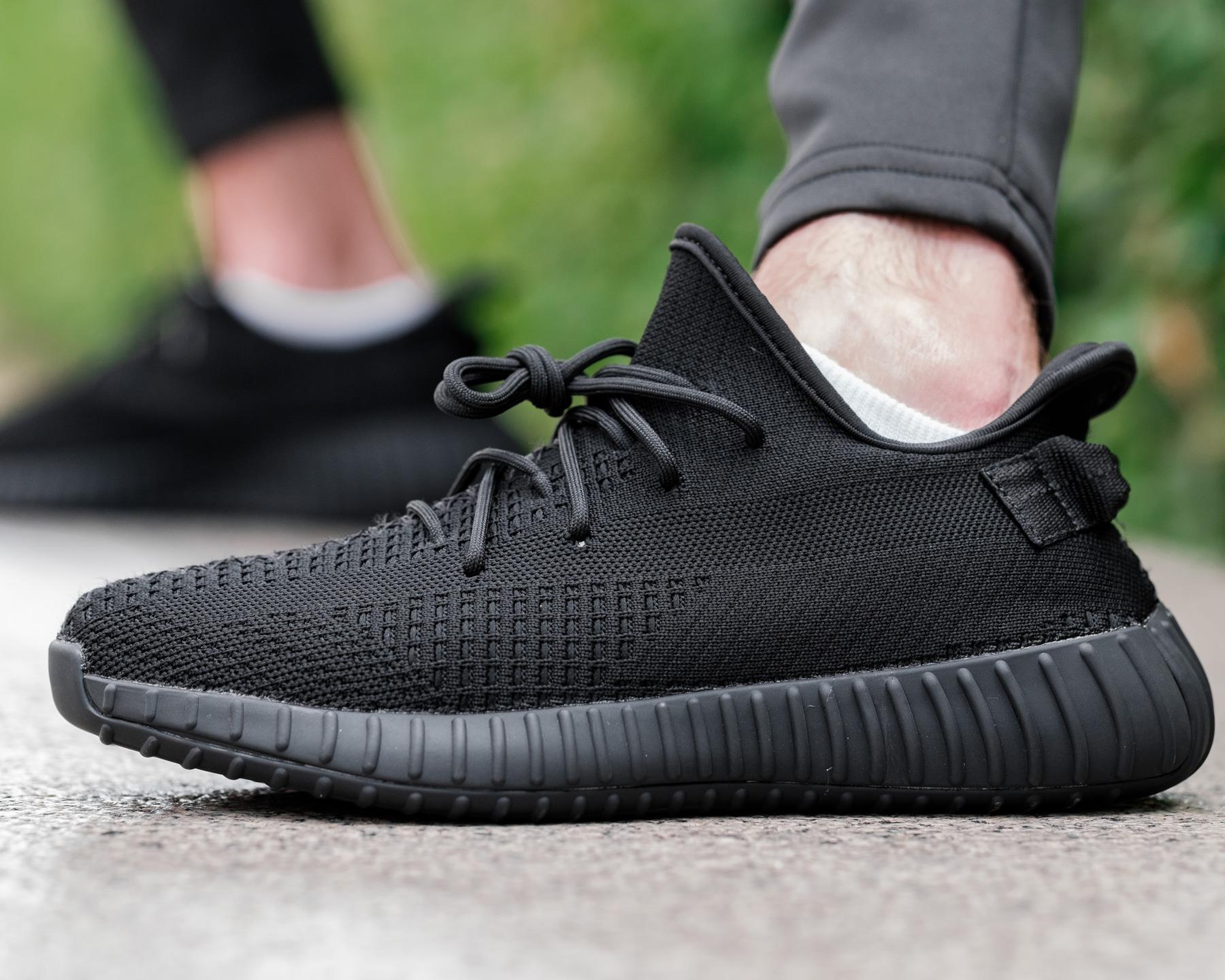 Черные мужские текстильные кроссы Adidas Yeezy Boost 350 - Full Black ...
